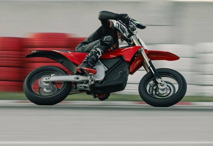 Stark Varg SM 80HP - SKLADEM (NOVÁ, 2025), 349.000 Kč - TipMoto.com