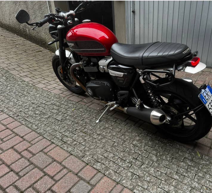 Triumph Speed Twin 1200 (2019), 205.000 Kč - TipMoto.com