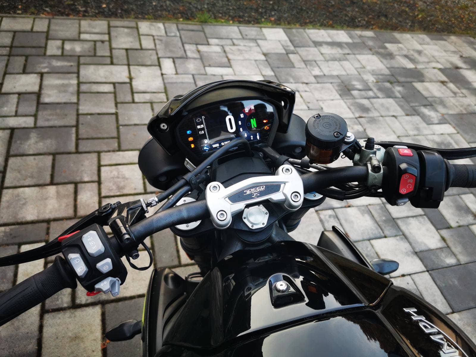 Triumph Speed Triple RS (2020), 265.000 Kč - TipMoto.com
