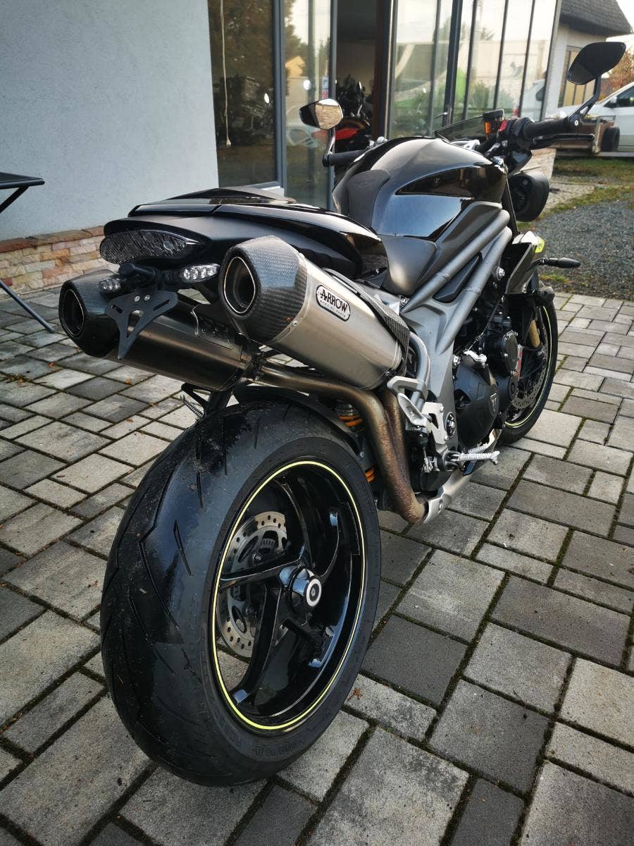 Triumph Speed Triple RS (2020), 265.000 Kč - TipMoto.com