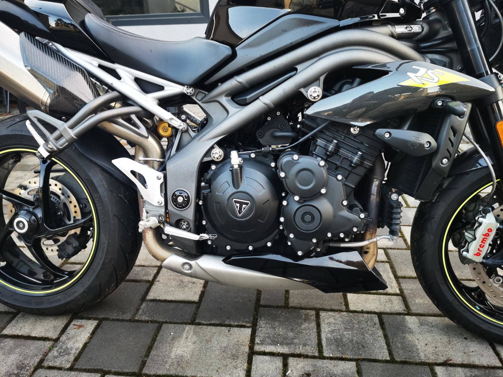 Triumph Speed Triple RS (2020), 265.000 Kč - TipMoto.com
