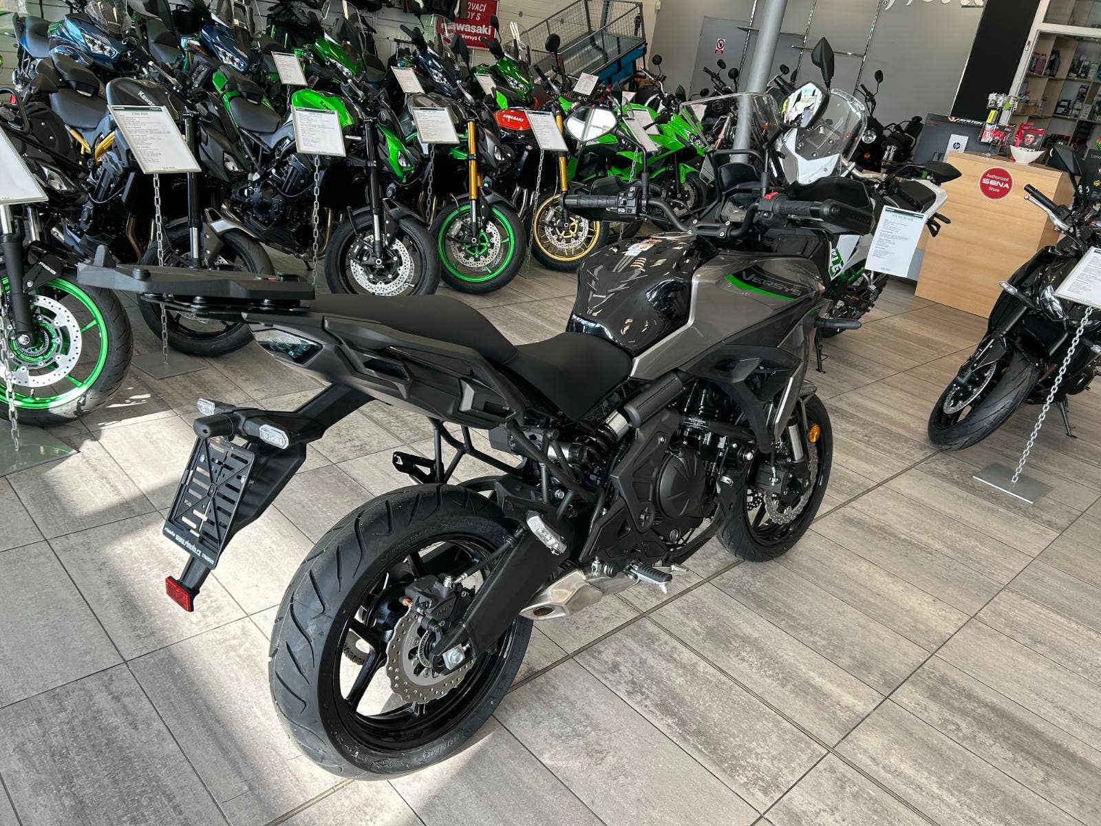 Kawasaki Versys 650 2026 (NOVÁ, 2026), 206.000 Kč - TipMoto.com