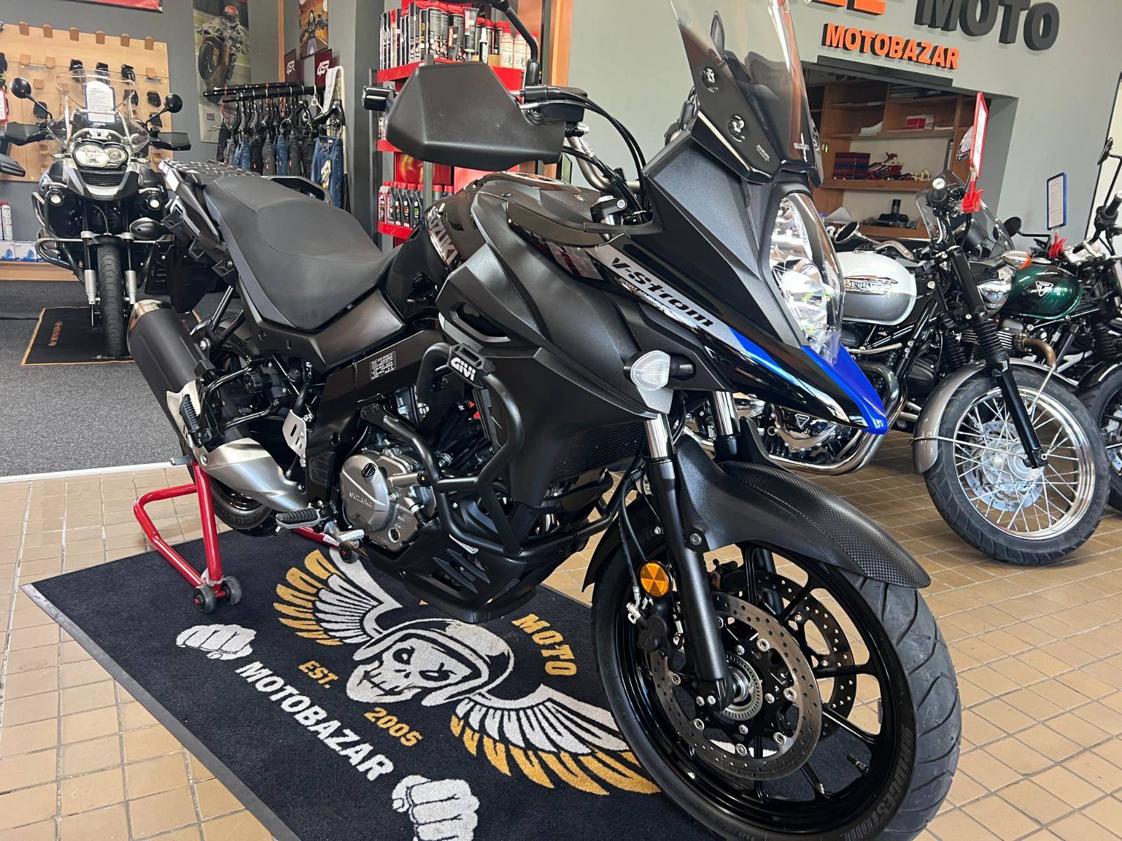Suzuki DL 650 V-Strom , 800km (2025), 165.000 Kč - TipMoto.com
