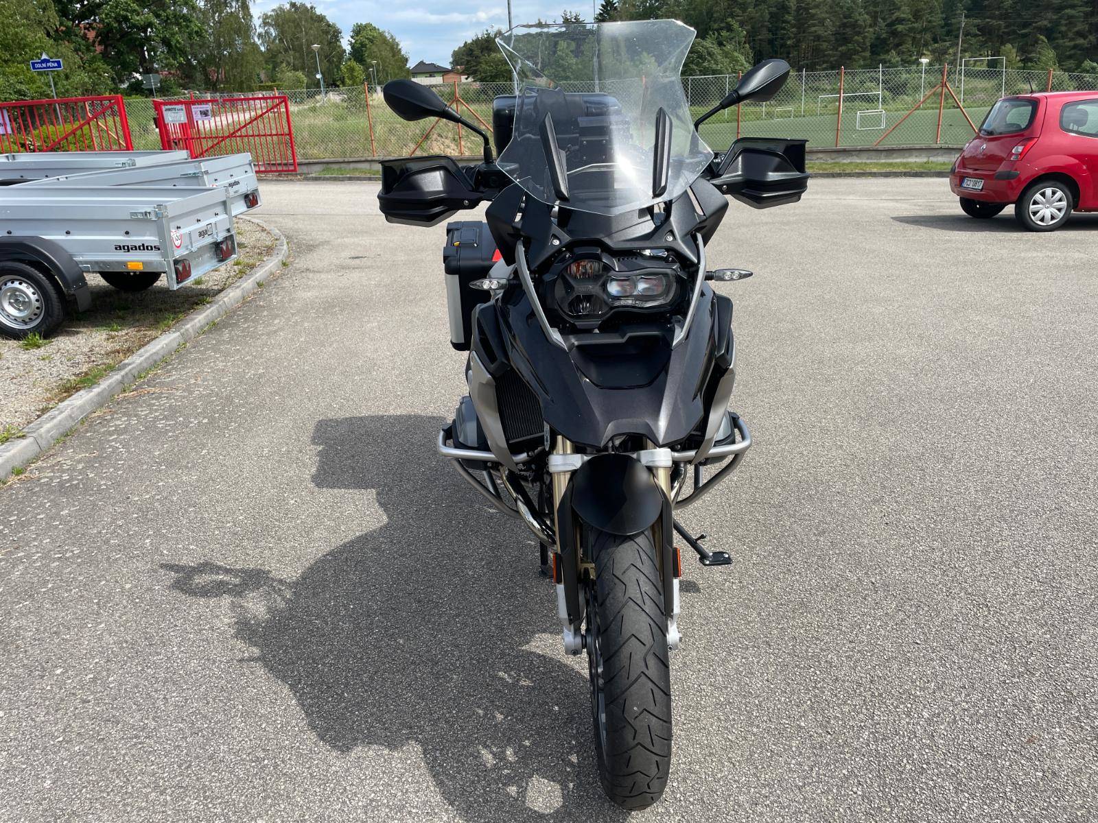 BMW R 1200 GS LC 2018 1.majitel, serviska (2018), 319.999 Kč - TipMoto.com
