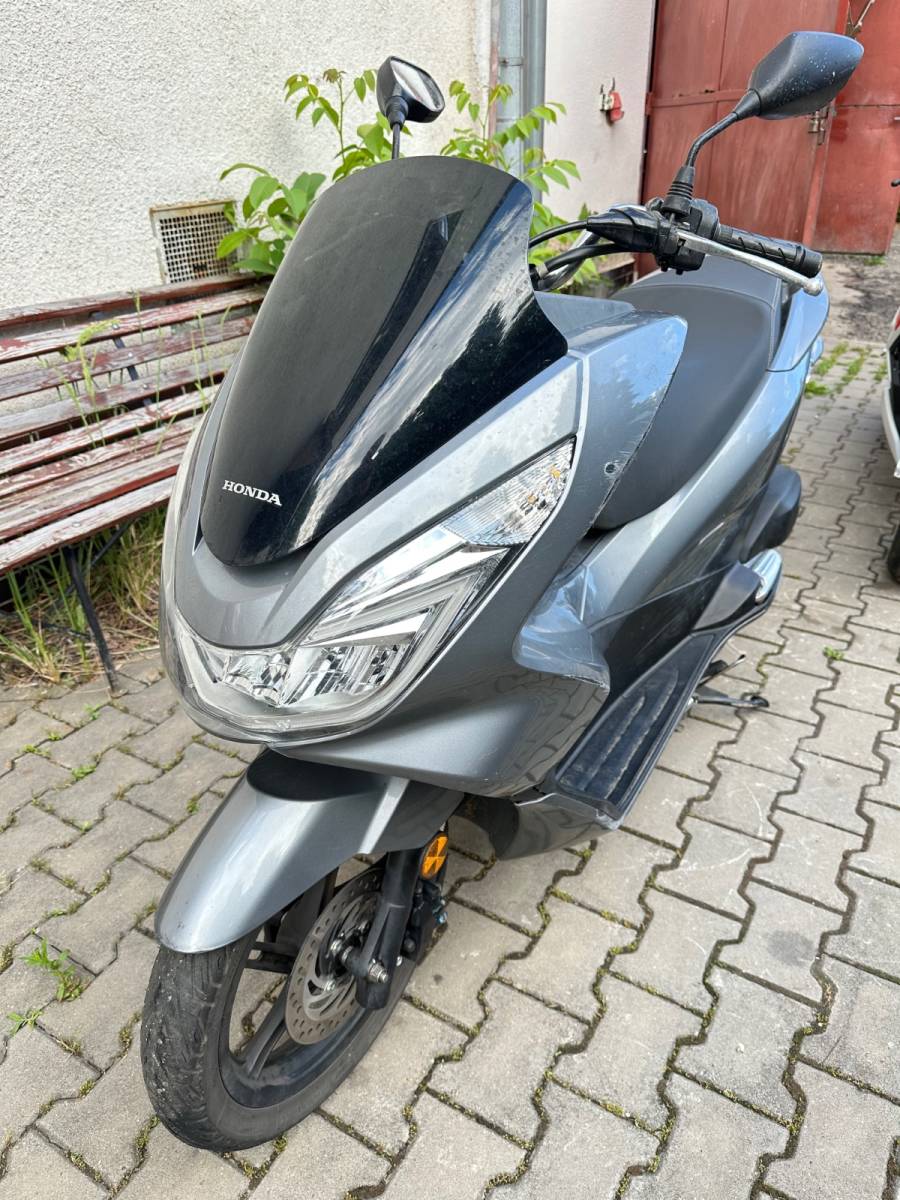 Honda PCX 125 (2018), 33.990 Kč - TipMoto.com