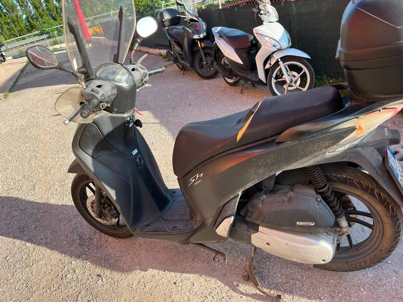 Honda SH 125i (2015) novější model, řp.sk.B (2015), 40.000 Kč - TipMoto.com