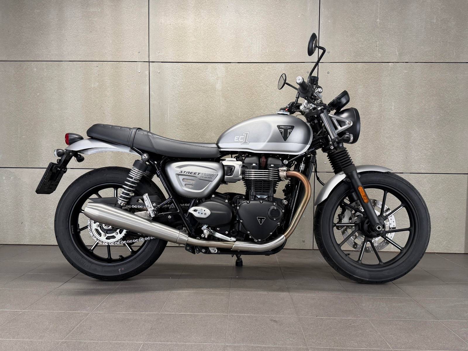 Triumph Street Twin 900 EC1 Ltd. Edition - ČR / 1.MAJ / DPH / SUPER ...